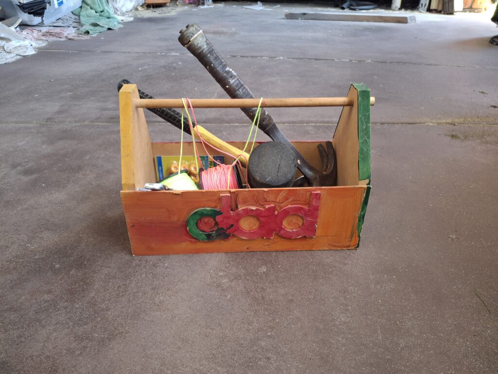 How to Build a DIY Wooden Toolbox: A Step-by-Step Guide